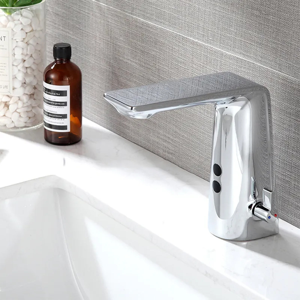 SMART Touchless Sensor Bathroom Faucet - RW190 — KODAEN INC.